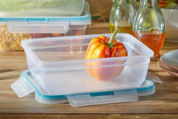 Is It Healthy To Store Food In Plastic Containers? | Jindong Plastic